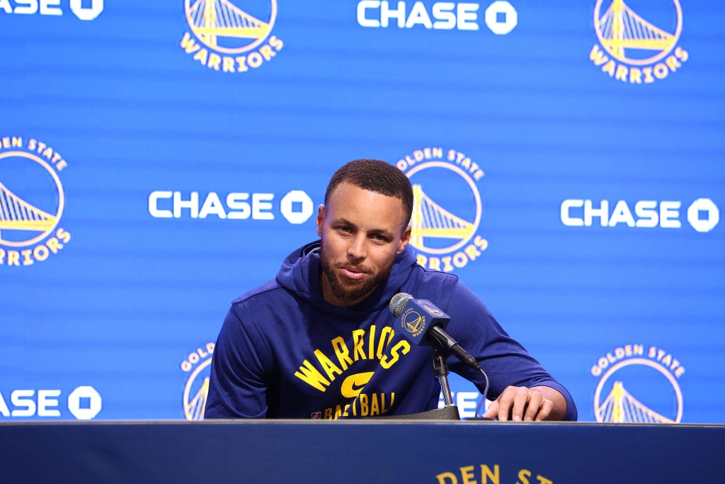 Stephen Curry llamó a Adam Silver para hablar del caso Sarver