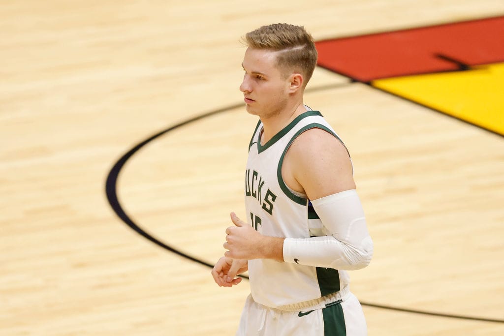 Cavaliers add Sam Merrill Cavaliers add Sam Merrill