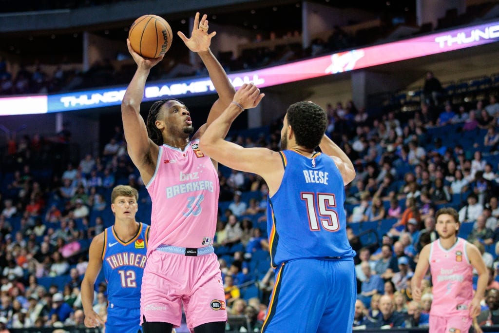 Los Thunder garantizan al pívot Alex Reese